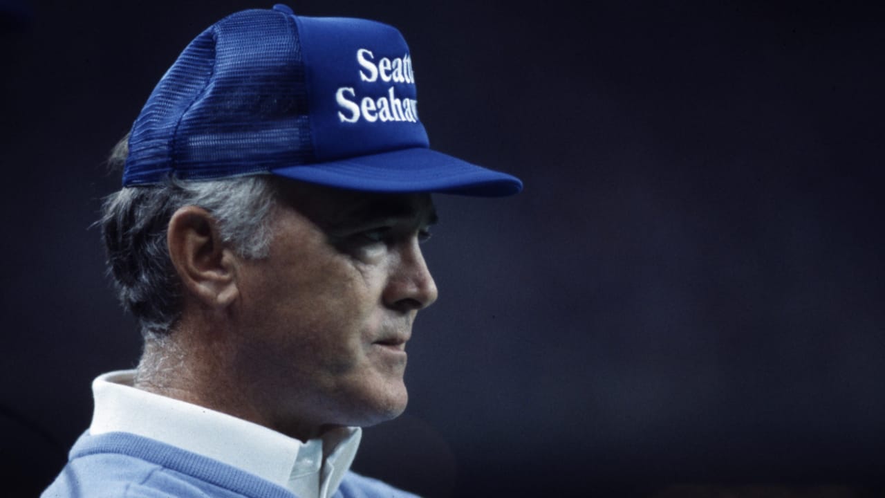 Seahawks Ring of Honor Member Chuck Knox Passes Away