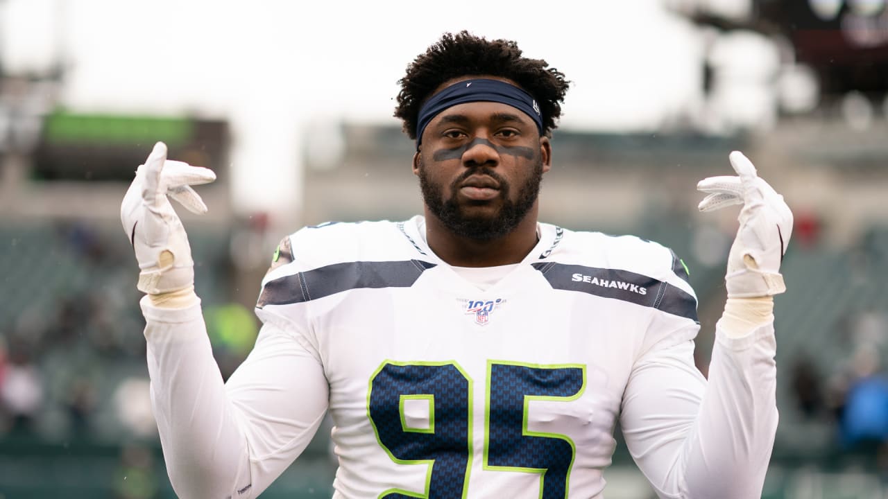 The Huddle - L.J. Collier Talks Being A Rookie