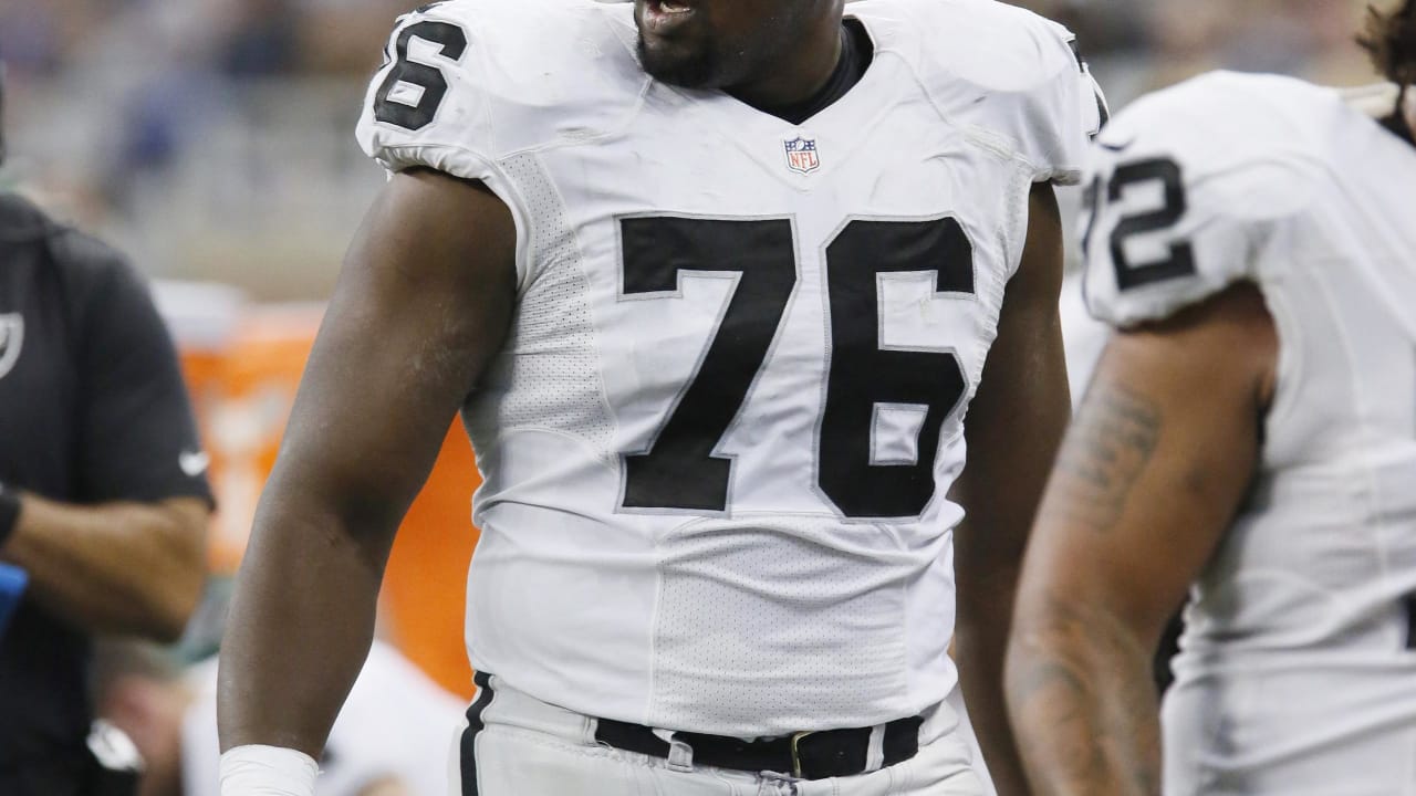 Seahawks Sign Tackle J’Marcus Webb