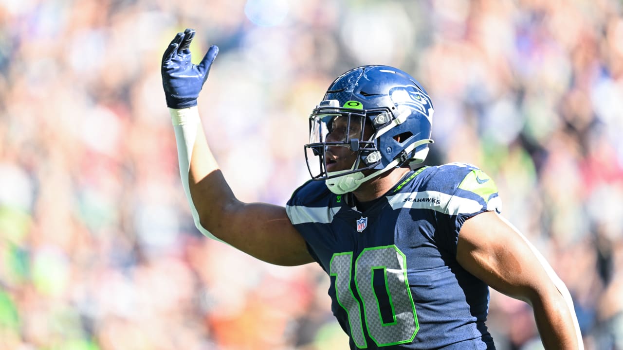 Uchenna Nwosu Excited For Return To LA; Loving His Fit With the Seahawks