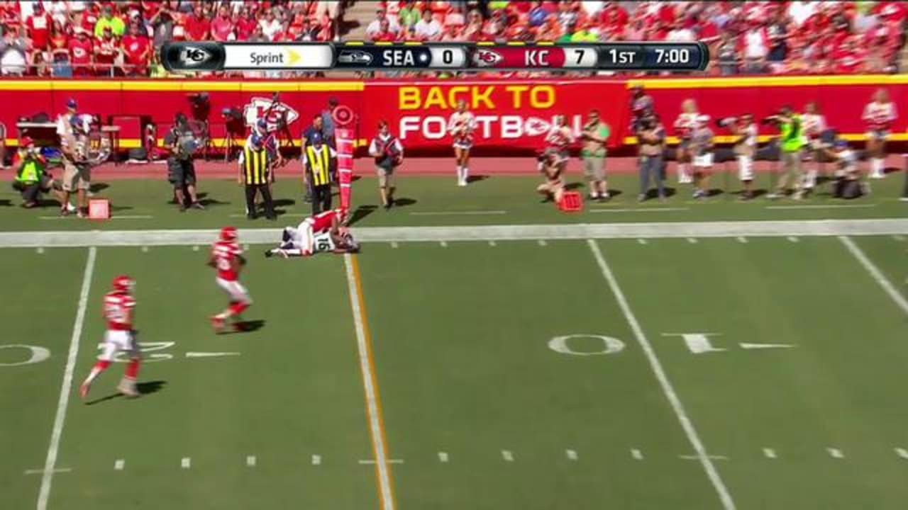 Seahawks Tyler Lockett 11-yard catch