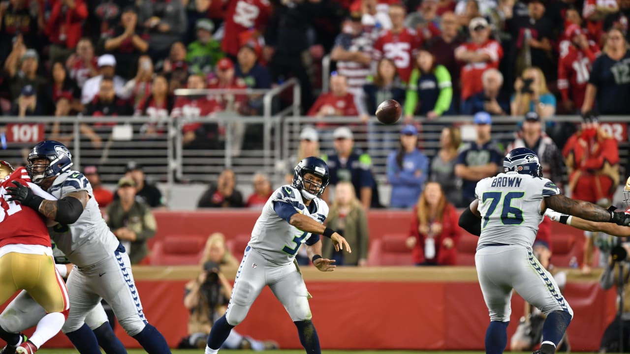 2019 Week 10: Metcalf Hauls In Toe-Drag Catch For First Down