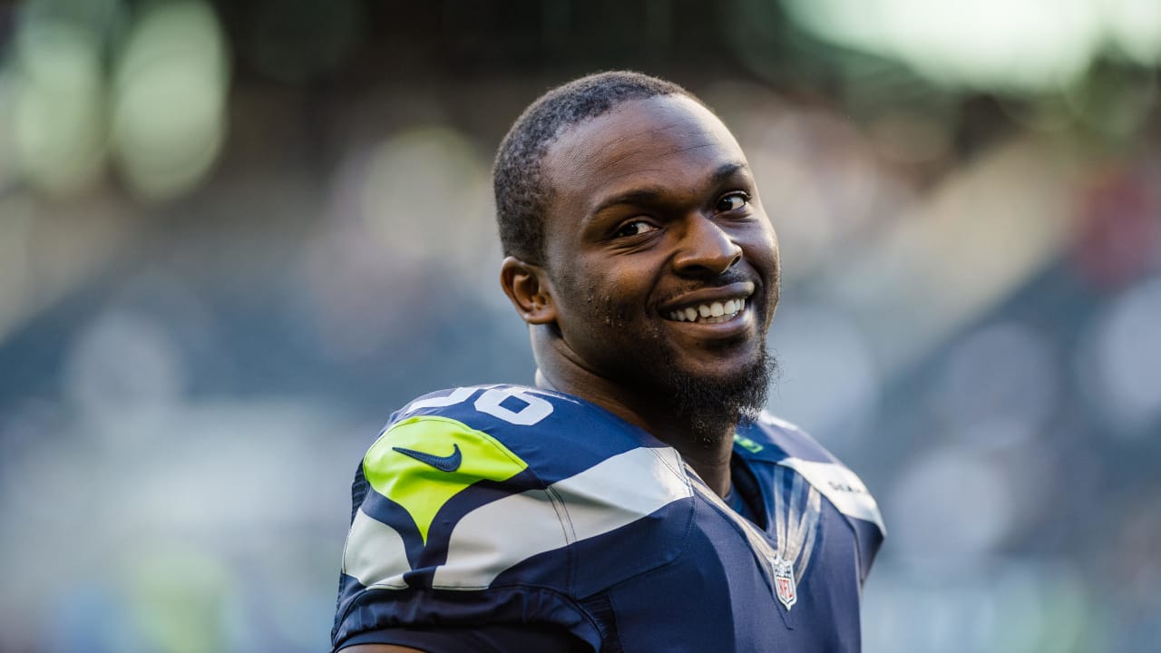Seattle Seahawks Defensive End Cliff Avril Having Fun and Making Plays ...