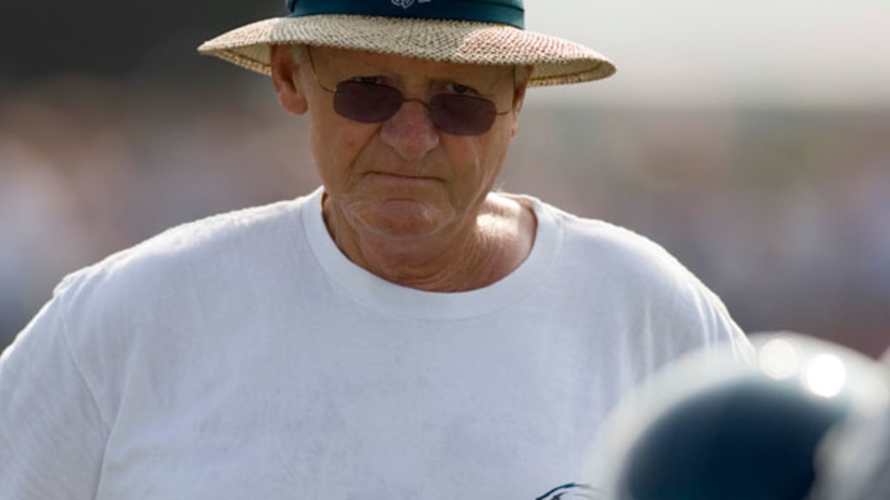 On this date: Tommy Brasher hired to coach defensive line