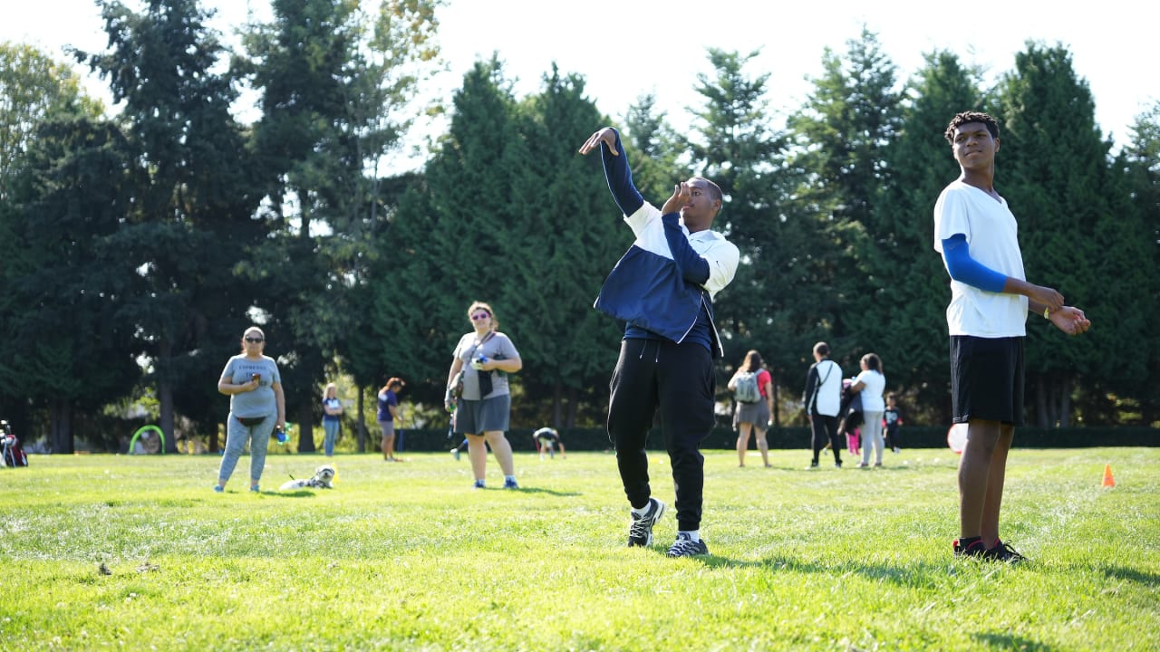 PHOTOS: Seahawks Participate in King County Play Equity Coalition's ...