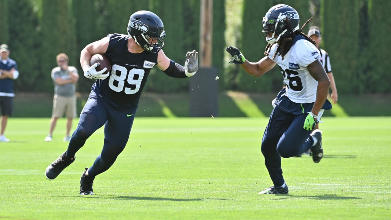 PHOTOS: Best Shots From Seahawks Training Camp - August 19