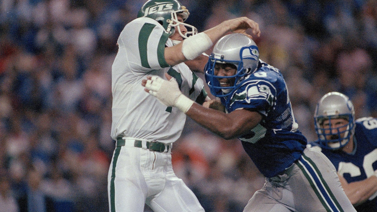 Thursday Round-Up: Seahawks Legend Jacob Green Among 2018 College ...