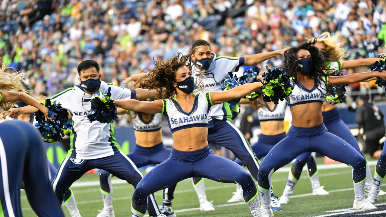 PHOTOS: Top Shots of Seahawks Dancer Katrina