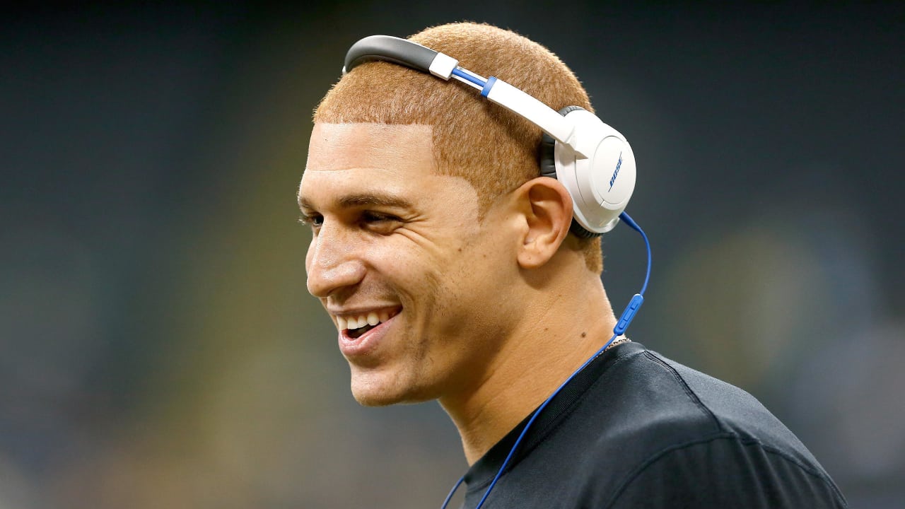 Photo Gallery - Seahawks Welcome TE Jimmy Graham