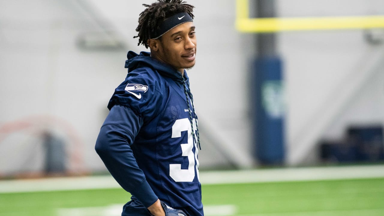 Wednesday Practice Report: Six Seahawks Do Not Participate To Open Week 10
