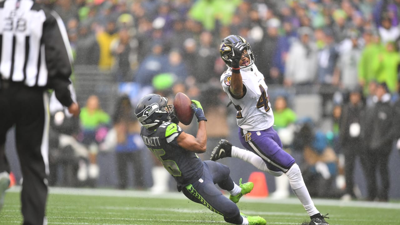 2019 Week 7: Wilson Burns Blitz With 33-Yard Rainbow Throw To Lockett