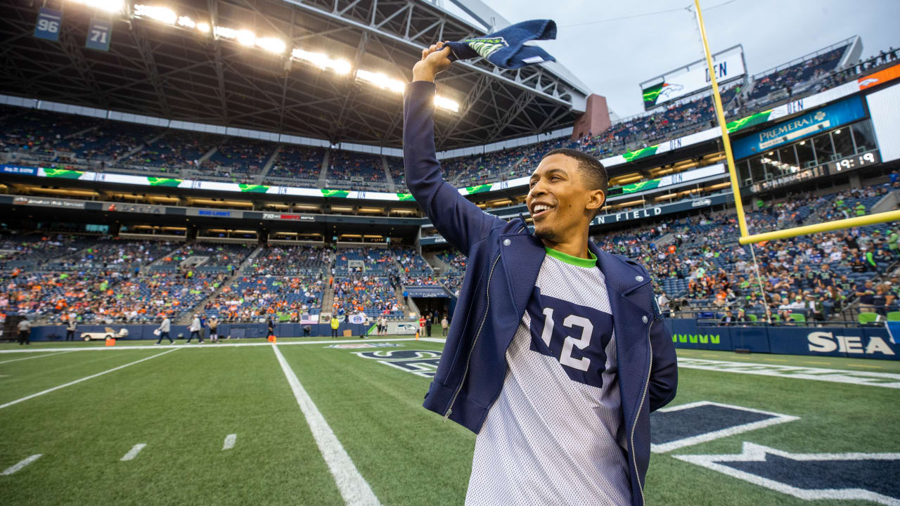 PHOTOS: Top Shots of Seahawks Dancer Cameron