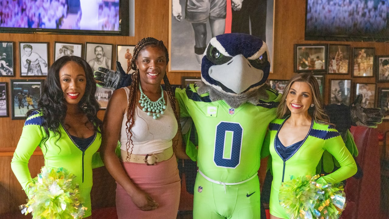 PHOTOS: Seahawks Spread Action Green Friday Cheer At Local Businesses
