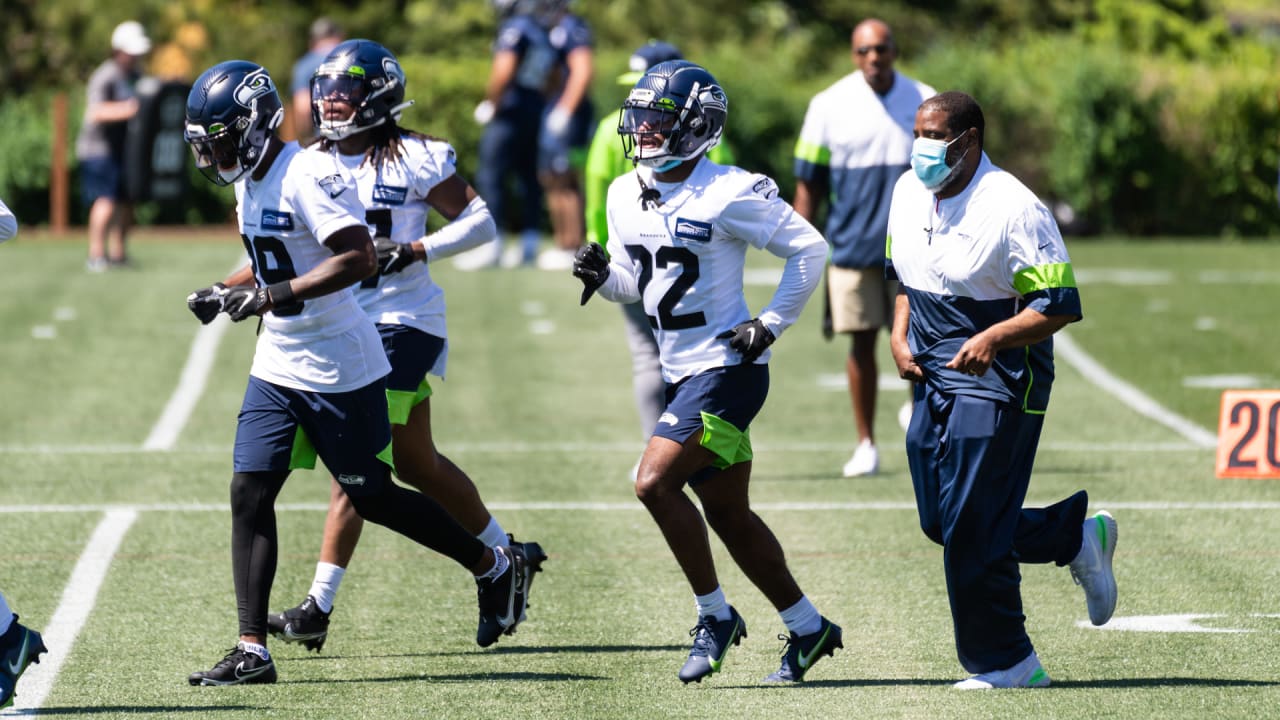 Seahawks 2021 Rookie Minicamp: Day 1