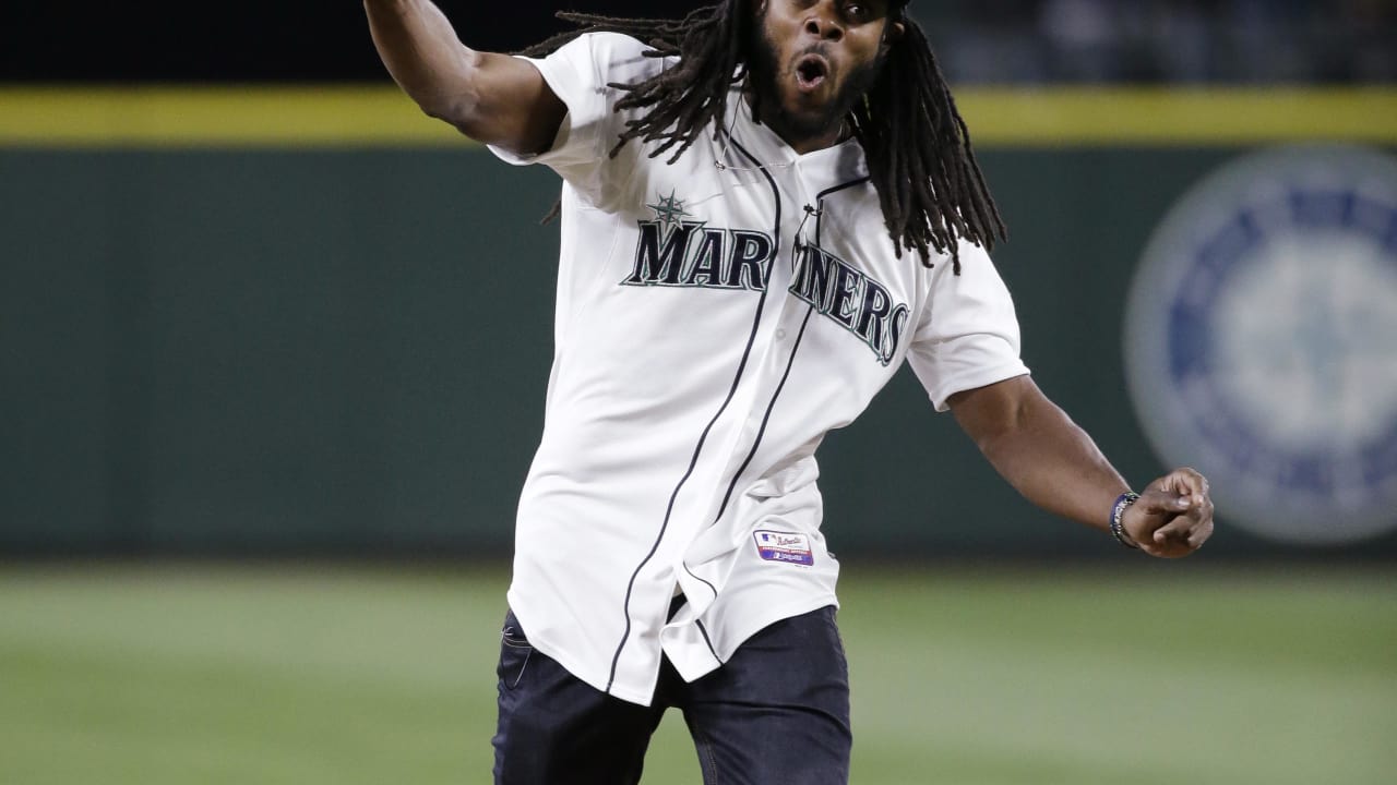 Seahawks CB Richard Sherman Tosses First Pitch For Seattle Mariners ...