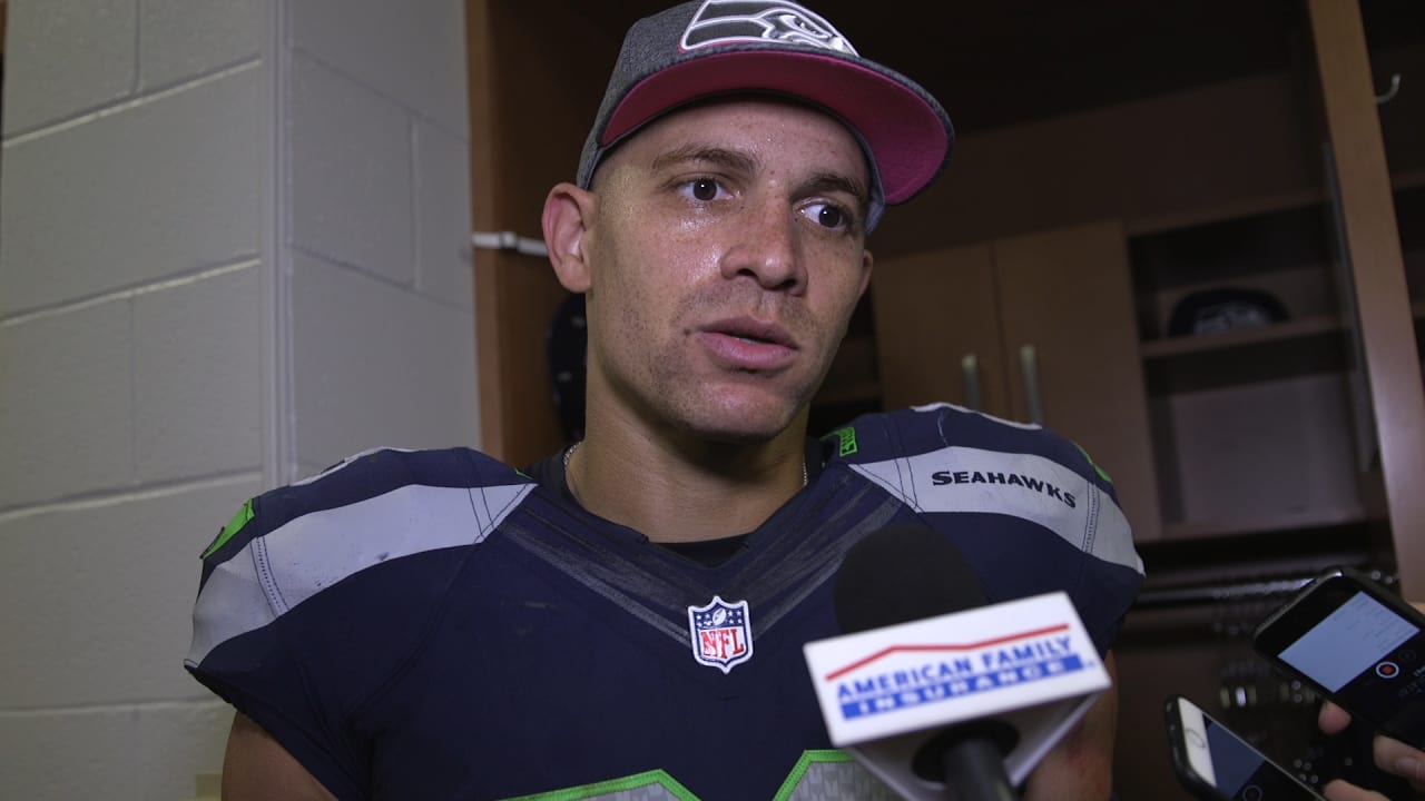 Locker Room Sound vs Falcons: Jimmy Graham "Brings the Energy" to the Field