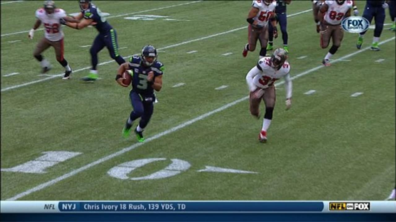 Russell Wilson 10-yard TD run