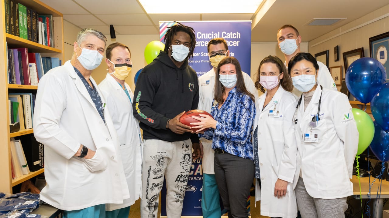 PHOTOS: Darrell Taylor Delivers Crucial Catch Game Ball To Virginia ...