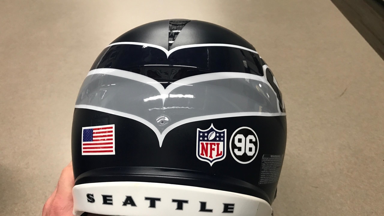 Seahawks Honor Cortez Kennedy With ‘96’ Helmet Decal