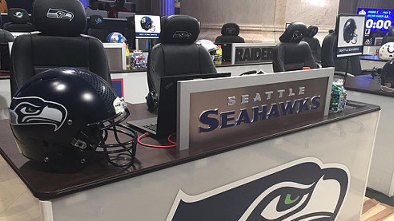 Thursday Round-Up: What You Need To Know About The 2017 NFL Draft