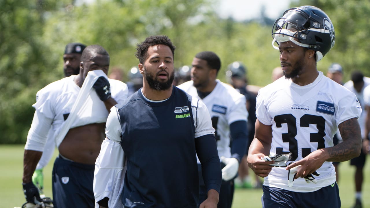 Pete Carroll Shares Injury Updates On Earl Thomas, Tyler Lockett & More