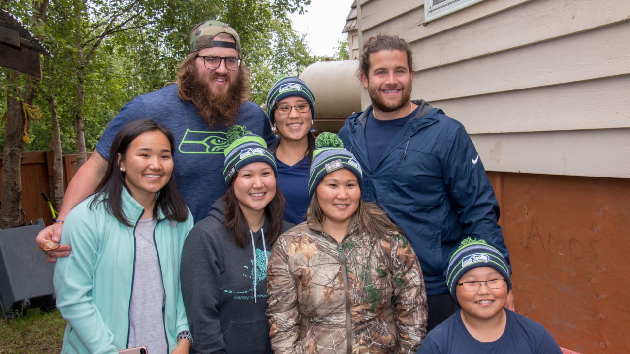 Jordan Roos and Joey Hunt Visit Alaska