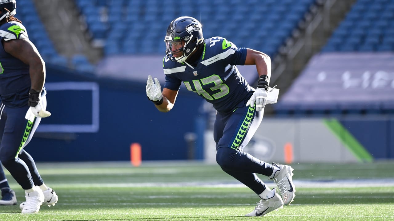DE Carlos Dunlap II Inactive For Seahawks’ Week 14 Game vs. Jets