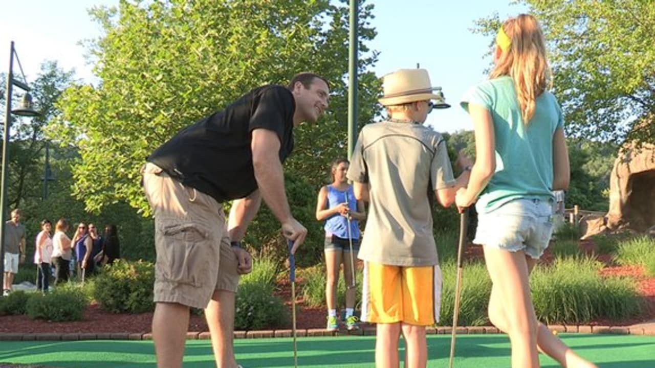 2015 Mini Golf Classic