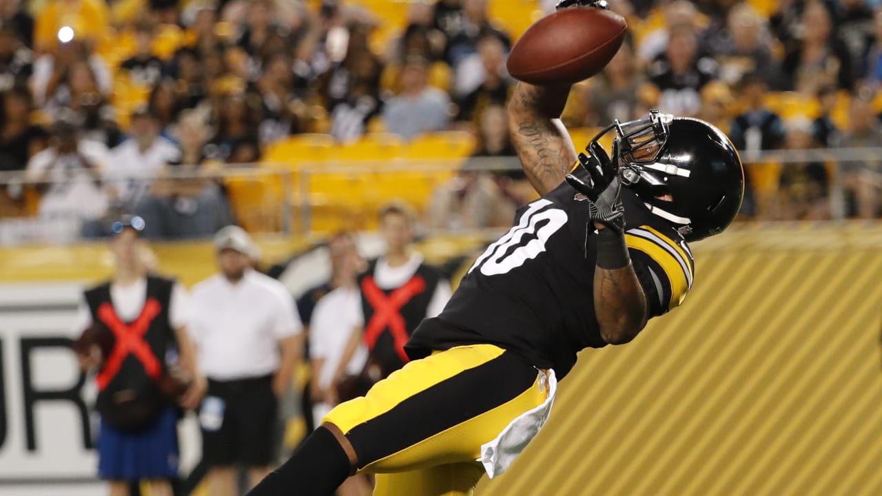 HIGHLIGHT: Henderson palms it for one-handed TD