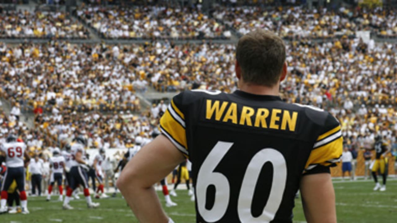 Warren giving back to his hometown