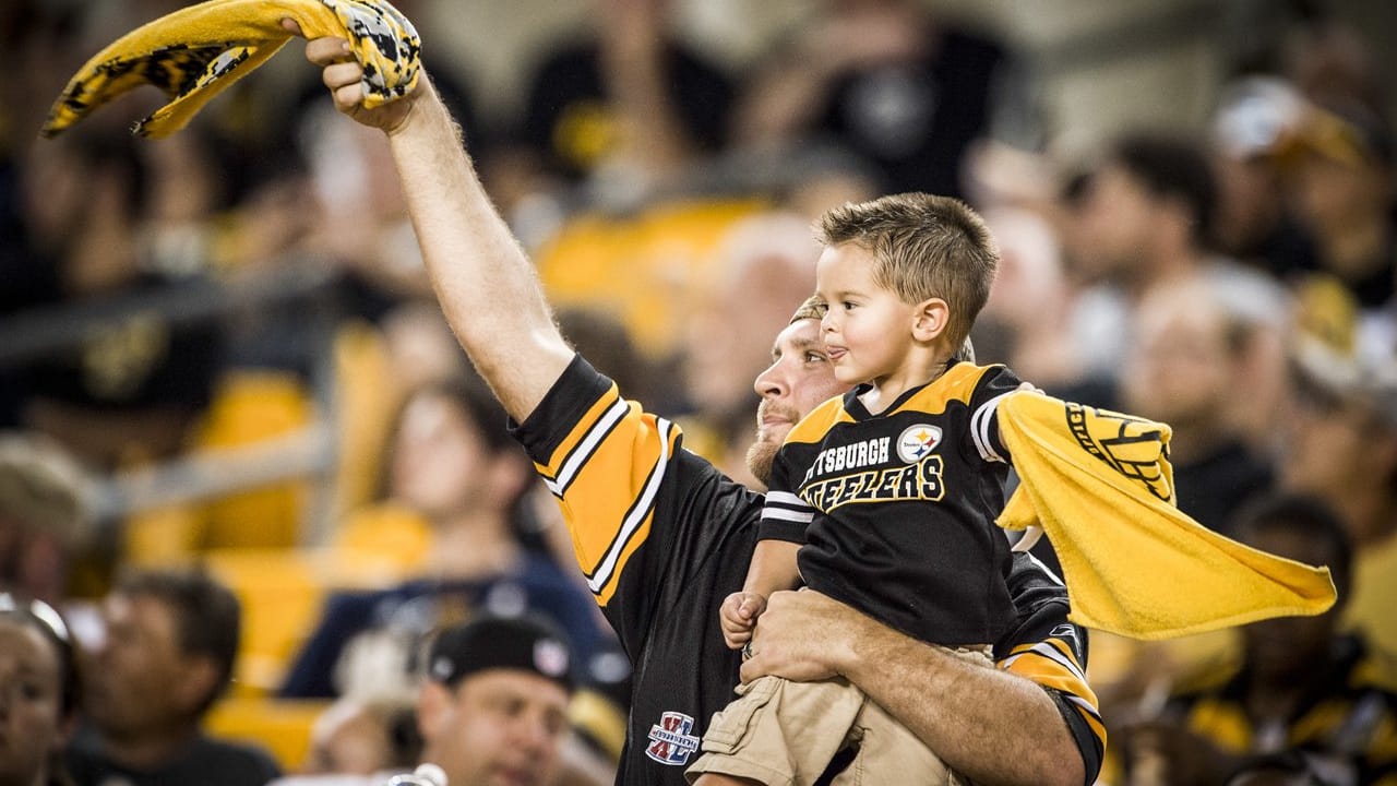 PHOTOS: Fan Friday - Part 4