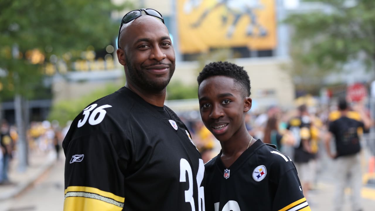 Game Day Fan Photos: Preseason Week 2