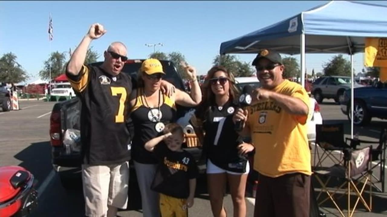Gameday Exclusive - Tailgaters - at Cardinals
