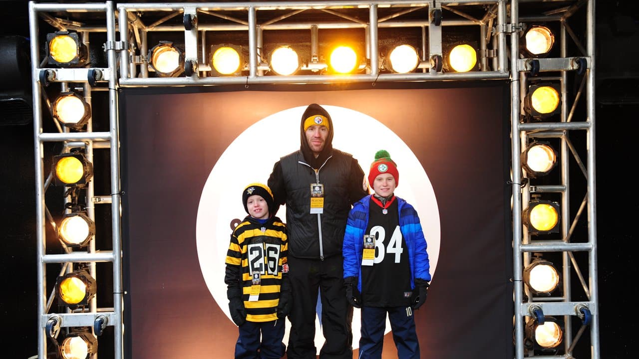 PHOTOS: 'Thank You Fans' Game with Steelers Nation Unite