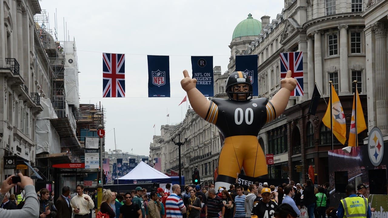 NFL Fan Rally at Regent Street - 09-28-2013