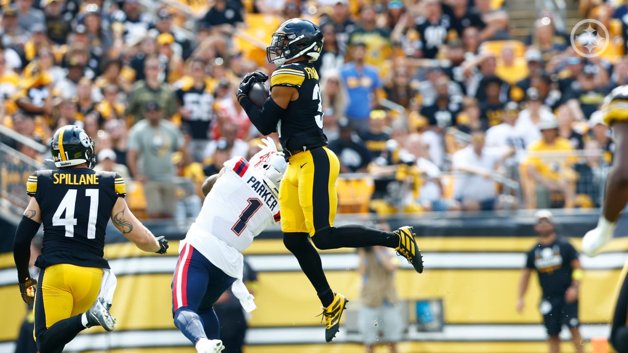 HIGHLIGHT: Fitzpatrick picks off Jones