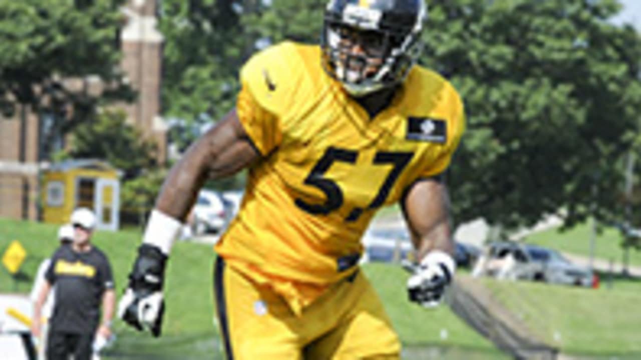 Garvin re-signed; sign 5 to reserve/future