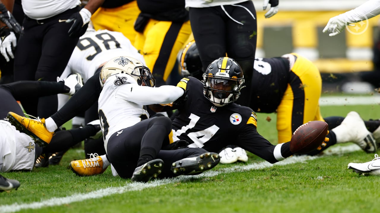 HIGHLIGHT: Pickens for first career rush TD