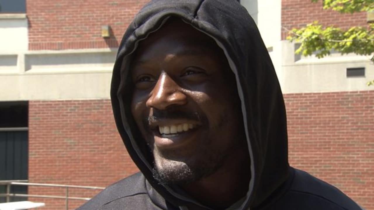 Arthur Moats talks about Coach Porter