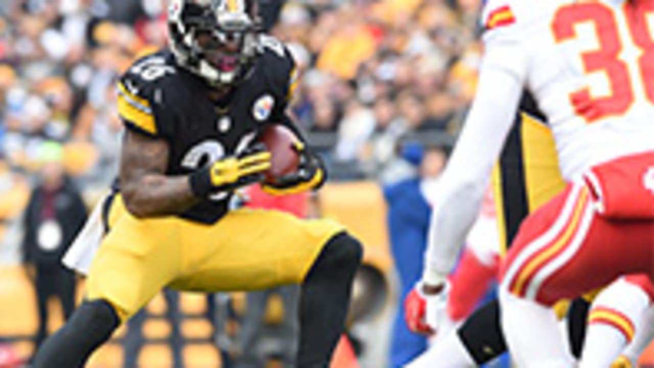 Big night for Bell who wins two NFL honors