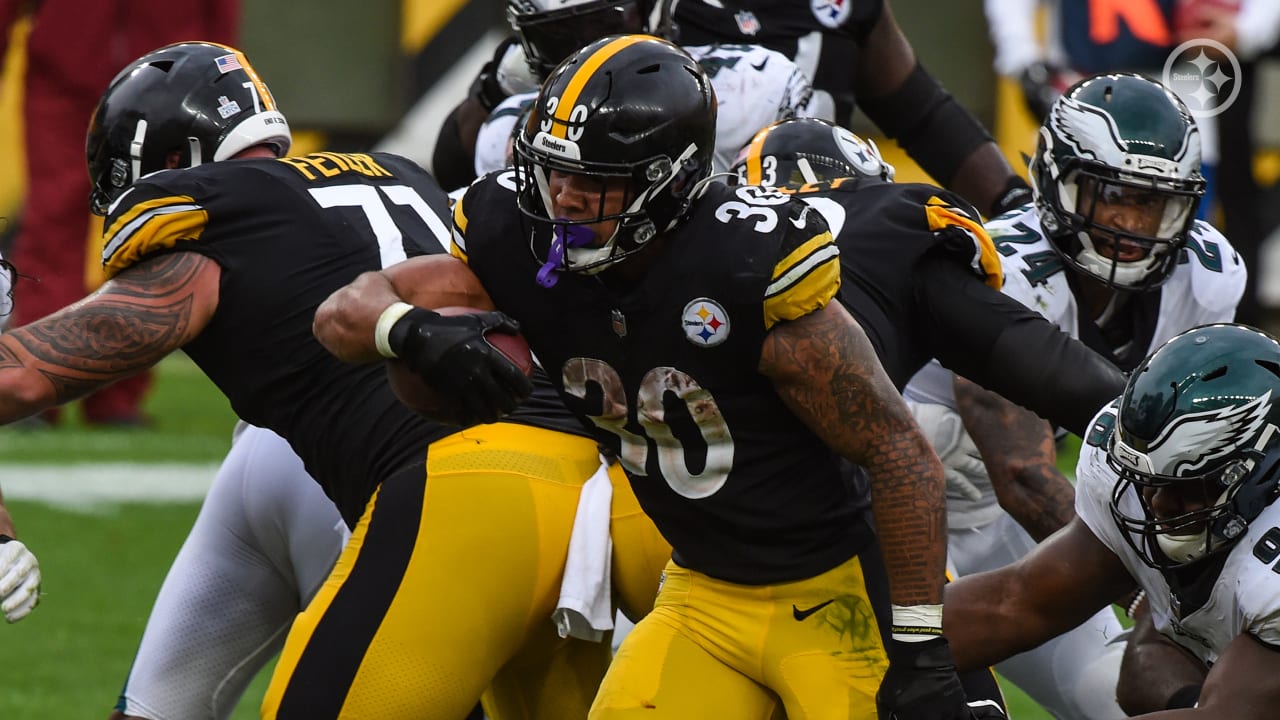 HIGHLIGHT: Conner punches it in the end zone