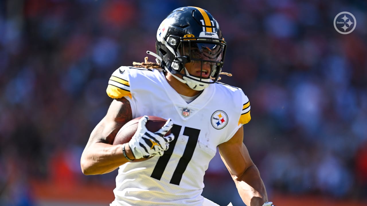 Highlight: Claypool wraps around on 16-yard rush