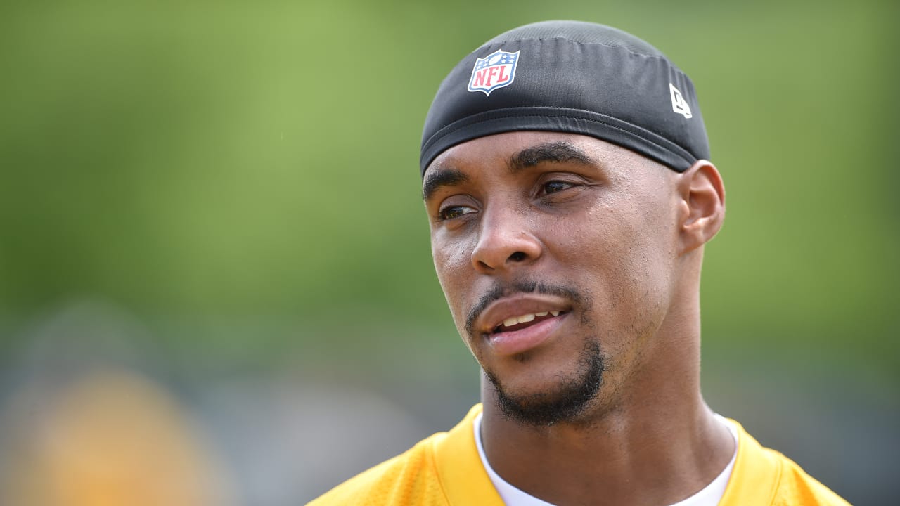 Burnett: ‘I play it for the love of it’