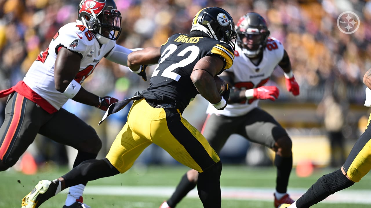 HIGHLIGHT: Harris with an outside gain