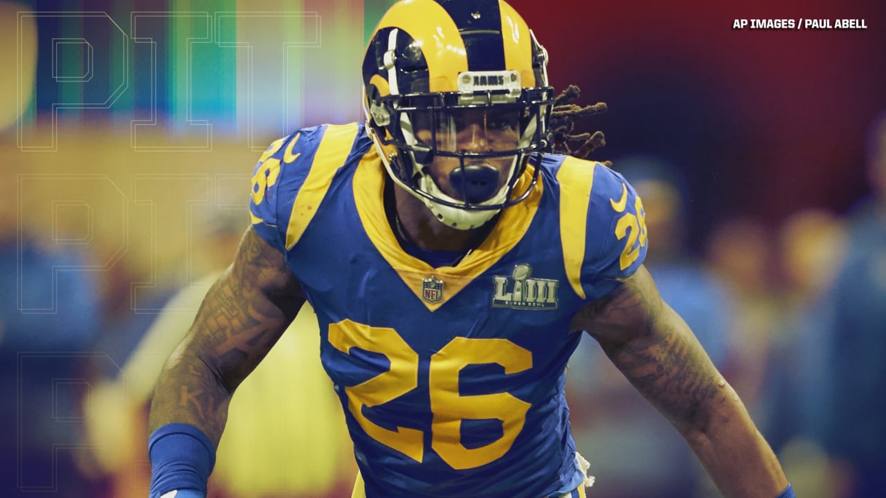 Watch: Barron joins Steelers