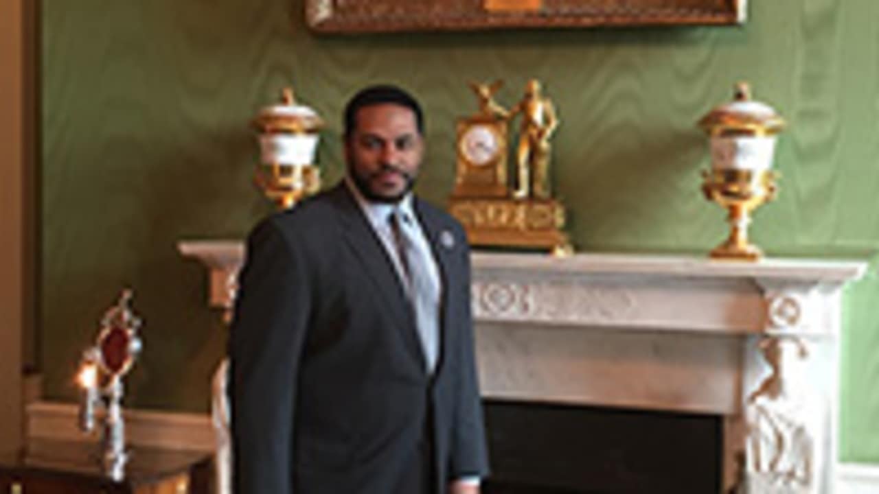 Bettis heads to the White House