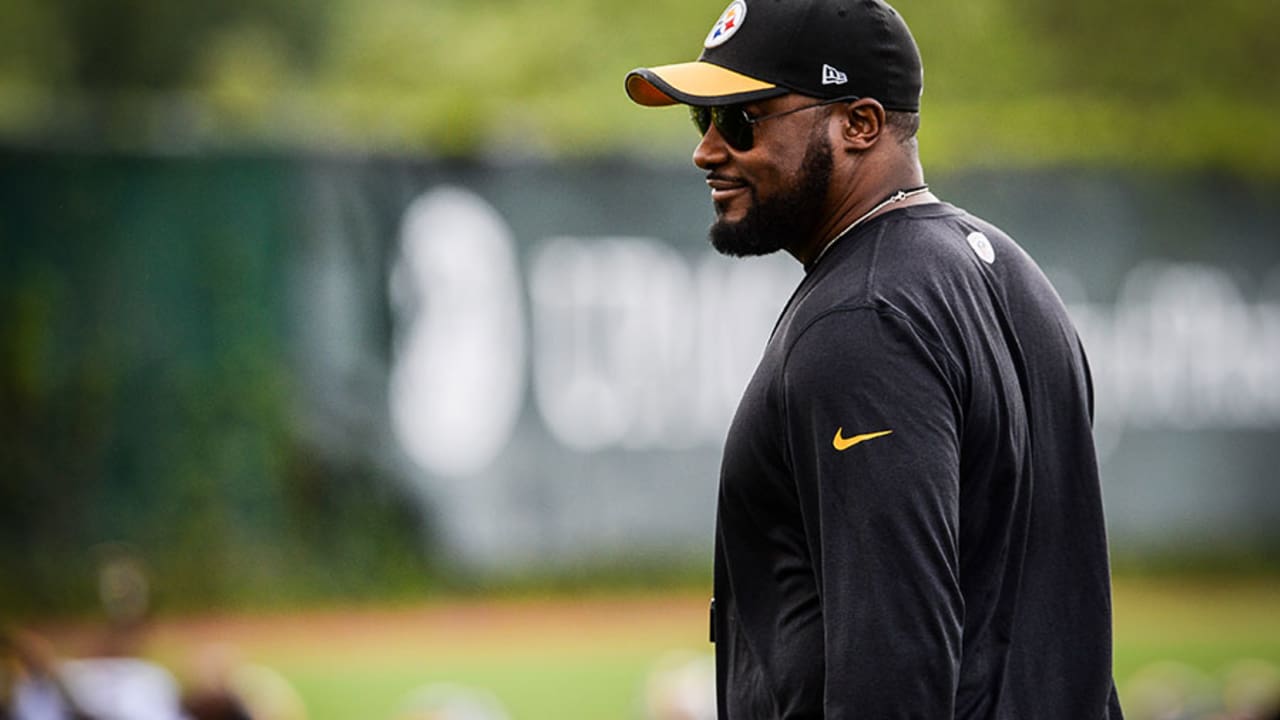 Tomlin shows love for Steelers Nation