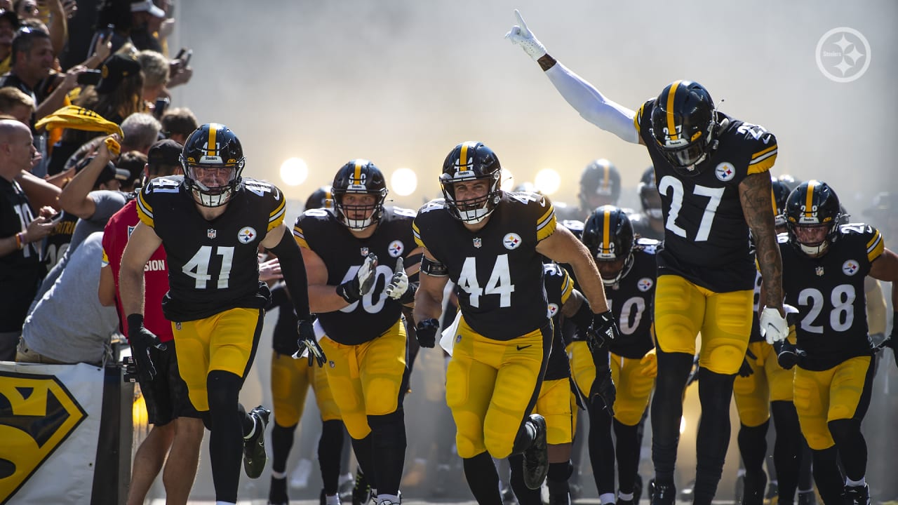 PHOTOS: Feature frames - Steelers vs. Raiders