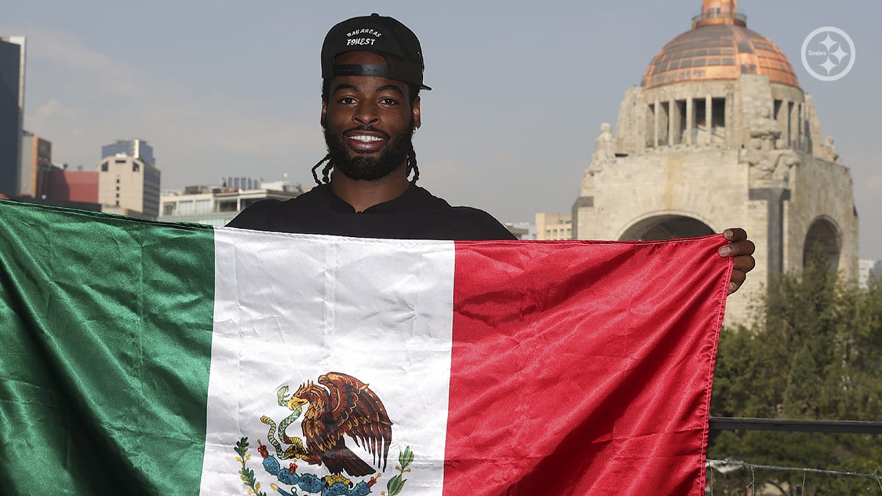 FOTOS: Harris en México durante el NFL Draft