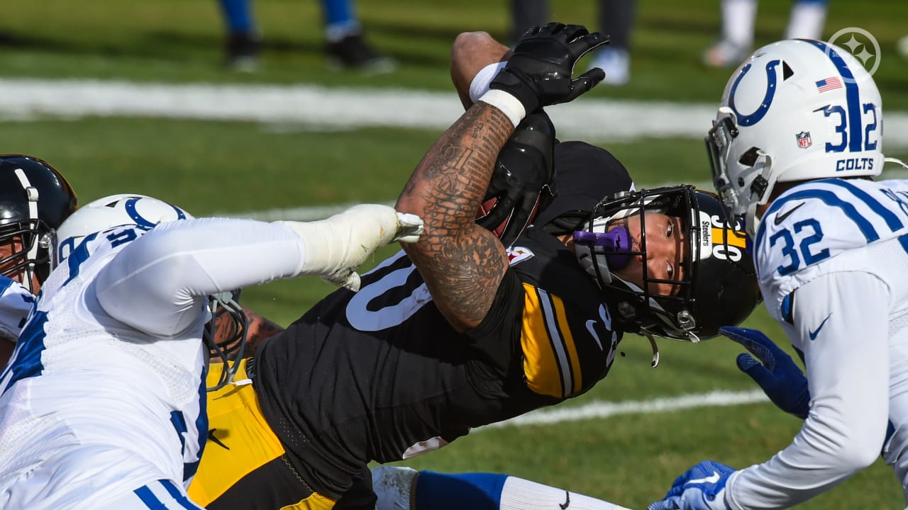 HIGHLIGHT: Conner powers it in for the touchdown